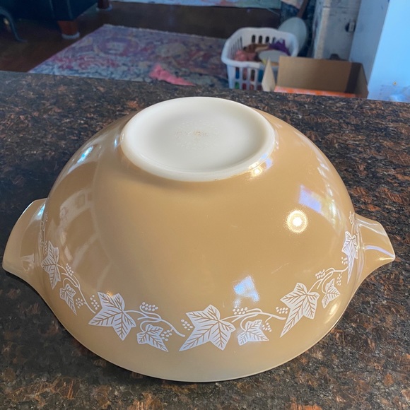 Pyrex | Kitchen | Pyrex Sandalwood 444 Cinderella Mixing Bowl | Poshmark